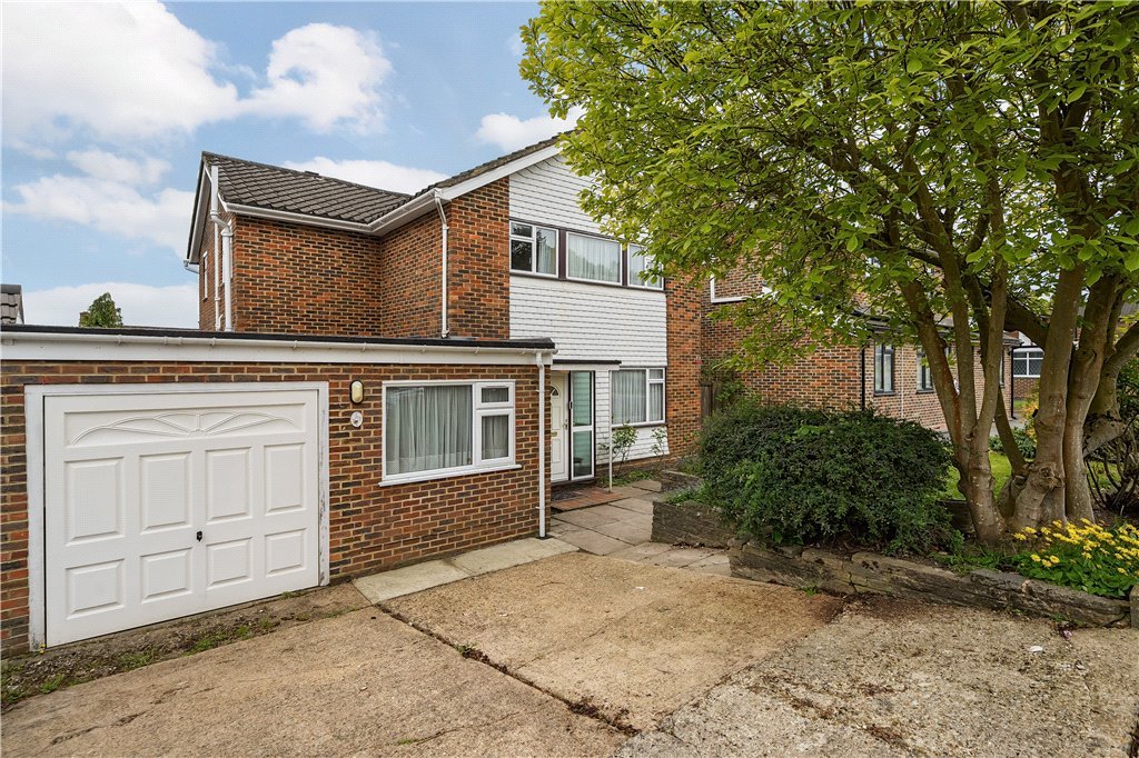 3 Bedroom House For Sale In Albury Drive Pinner Middlesex Ha5
