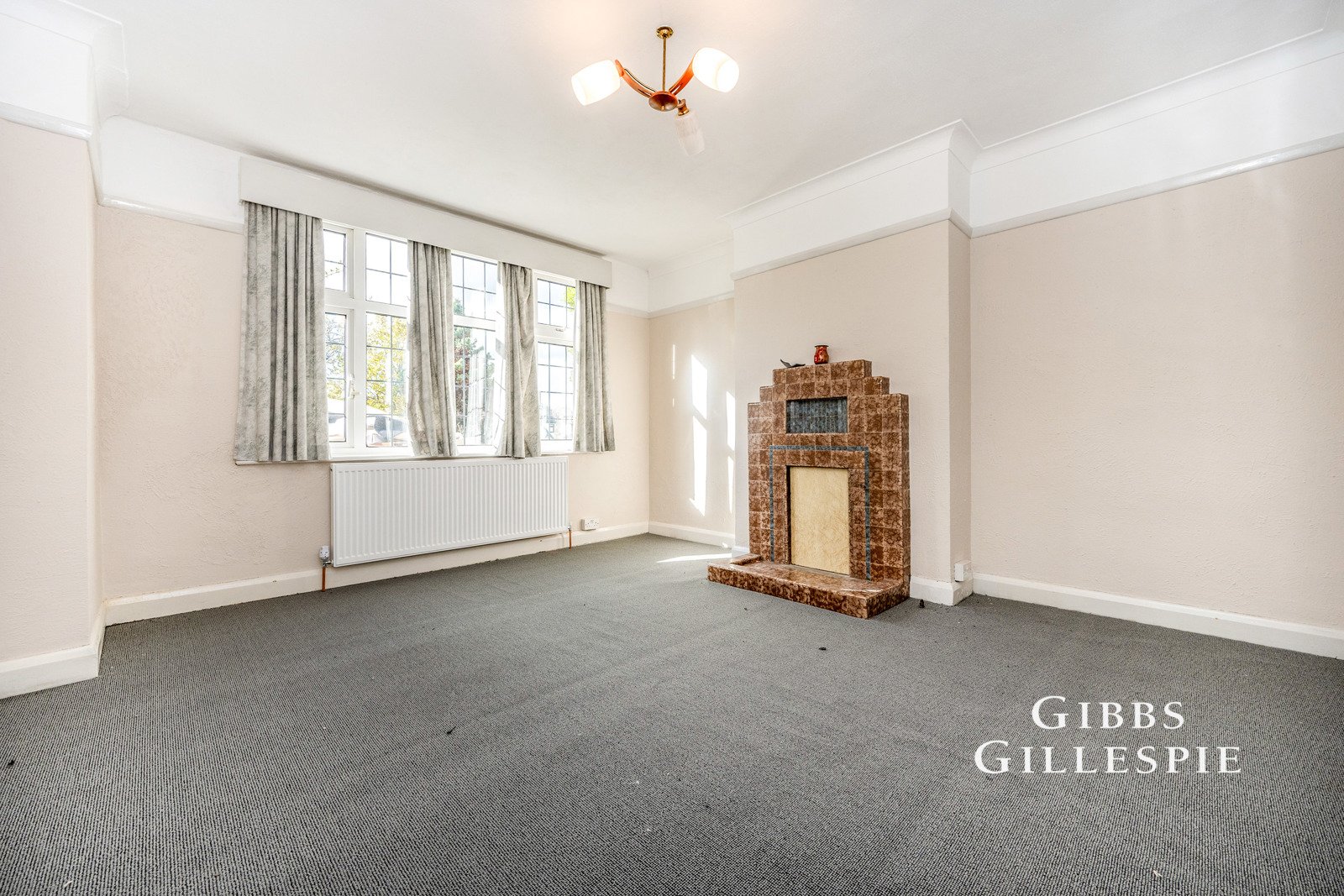 3 bedroom House to rent in The Lawns, Pinner, HA5 4BJ | Gibbs Gillespie